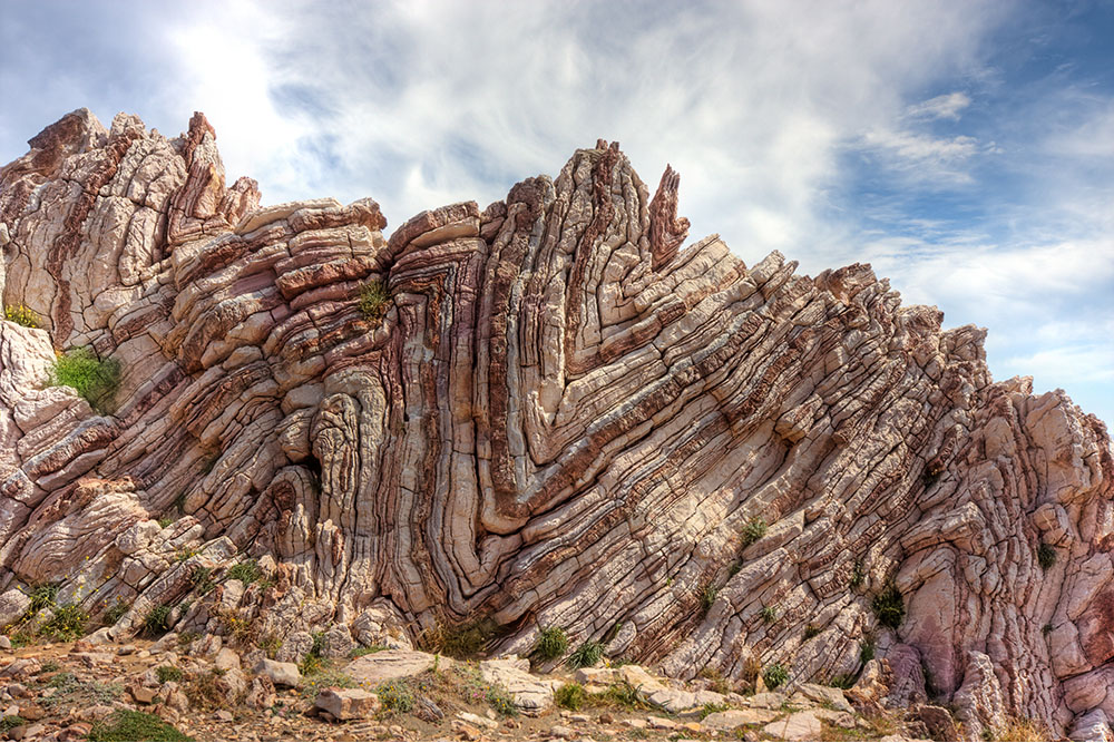 GEOLOGY: MEASUREMENT OF STRUCTURAL OBJECTS IN THE FIELD - Mining Doc