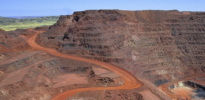 1. The Broken Stocks Saga - Scheduling Mine Inventories - Mining Doc